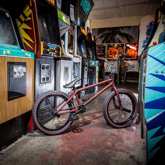 KHE PRO Linie 2025 – Highend BMX für Profis